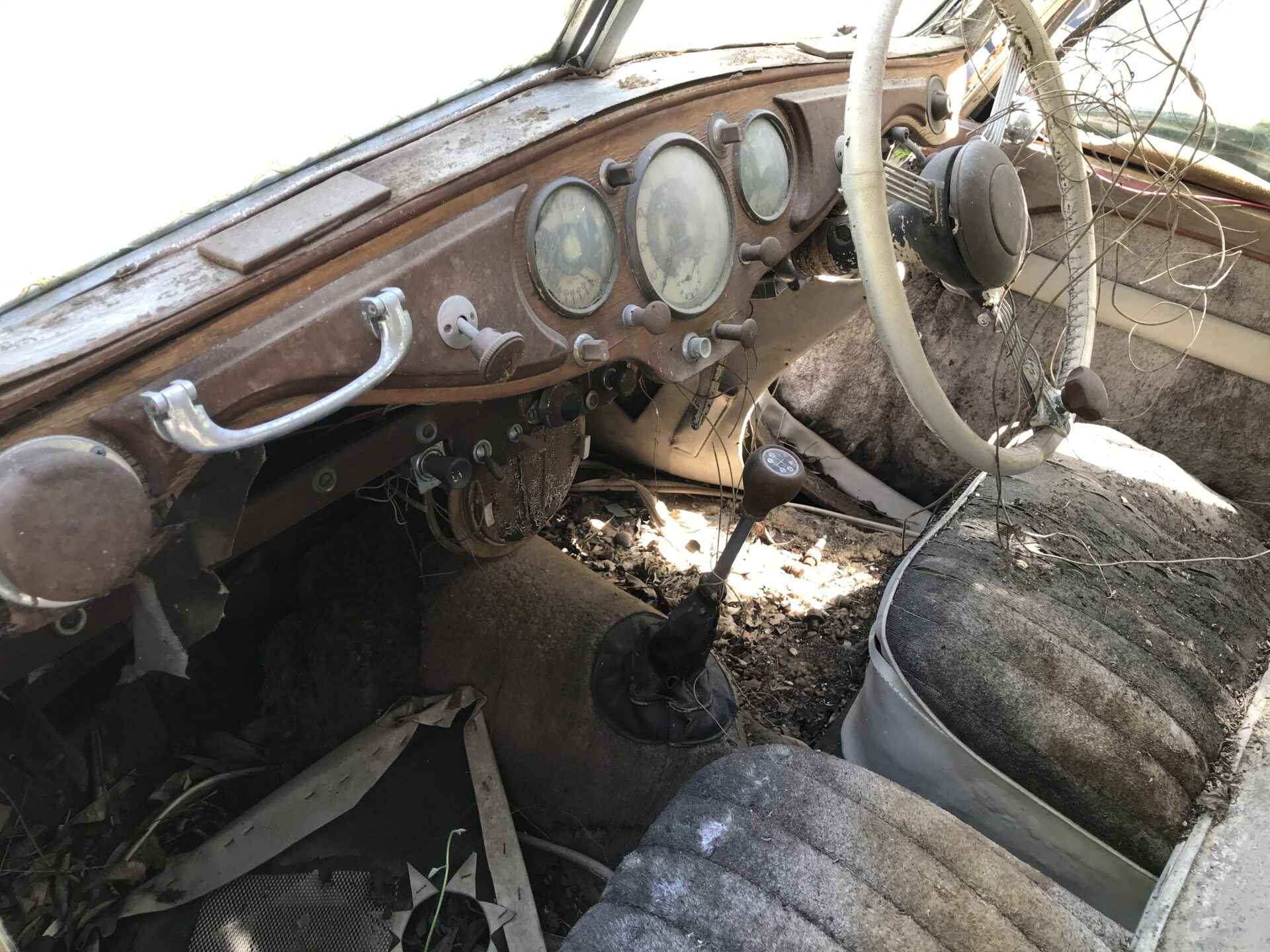 1947 Riley RMB 4 Door Saloon - A TOUCH OF CLASSICS